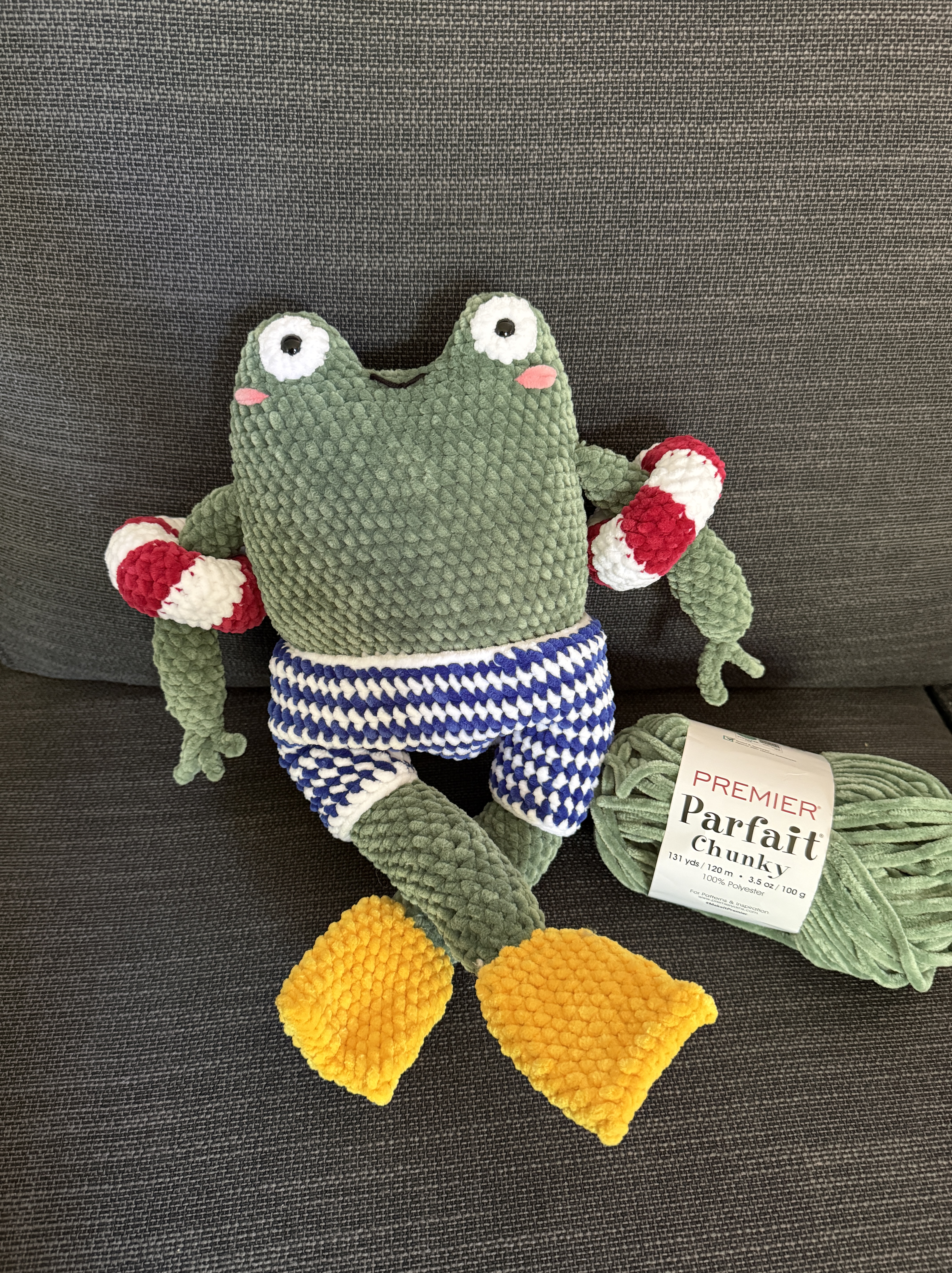 Plushifying Pica Pau: Victor Frog! – May May's Crochets